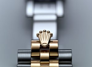 Complete Guide to Rolex Bracelet Clasps - Millenary Watches