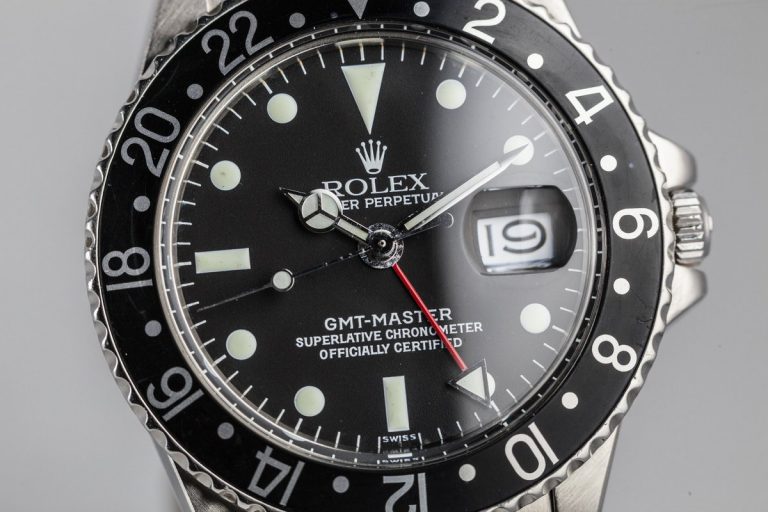 What is a Rolex Service Dial? - Millenary Watches