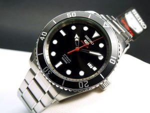 Seiko 5 SRPB91K1 Review & Complete Guide - Millenary Watches