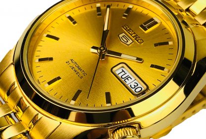 Top 11 Best Affordable Gold Watches [List & Guide] - Millenary Watches