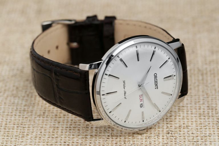Orient Capital Watch Review [Complete Guide] - Millenary Watches