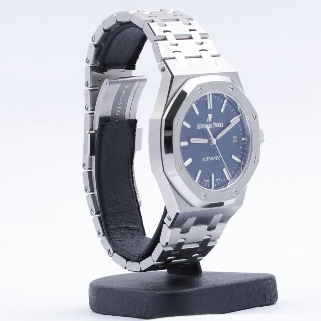 Audemars Piguet Royal Oak 15450ST Blue Dial 37mm Unworn 8/2021 (No ...