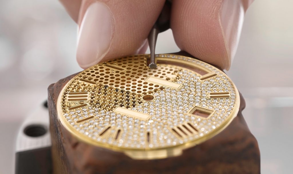 What Diamonds Does Rolex use? Complete Guide - Millenary Watches